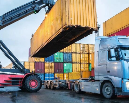 FCL and LCL Shipping: Meaning & Key Differences - RAM International ...