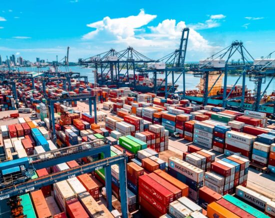 FCL and LCL Shipping: Meaning & Key Differences - RAM International ...