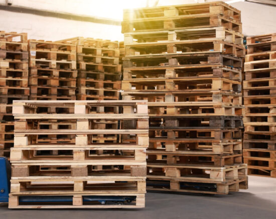 How Many Pallets Fit in a 20ft and 40ft Container - RAM International ...